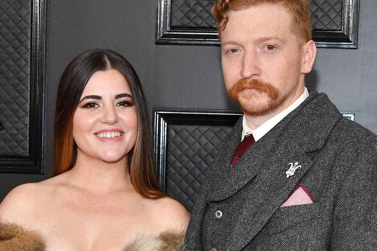 Tyler Childers Postpones Shows, Prepares to Welcome Baby No. 2 ...