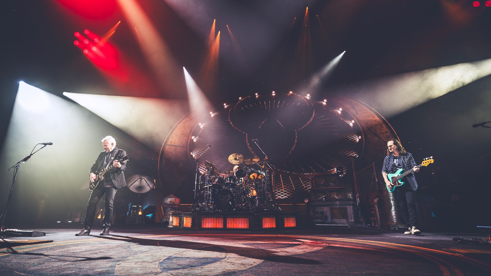 Aimee Mann Joins Rush on ‘Time Stand Still’ at Tour Opener – Musician Voice
